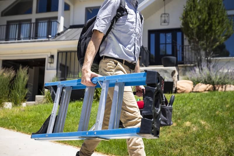 Reasons to Choose a Licensed and Insured Handyman in AZ